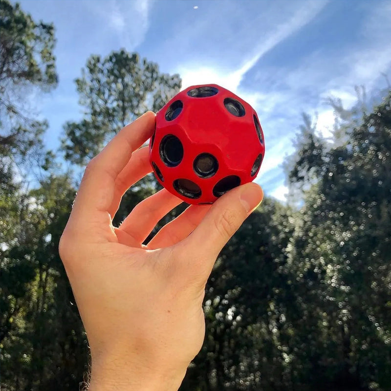 Space Ball – Peachloft